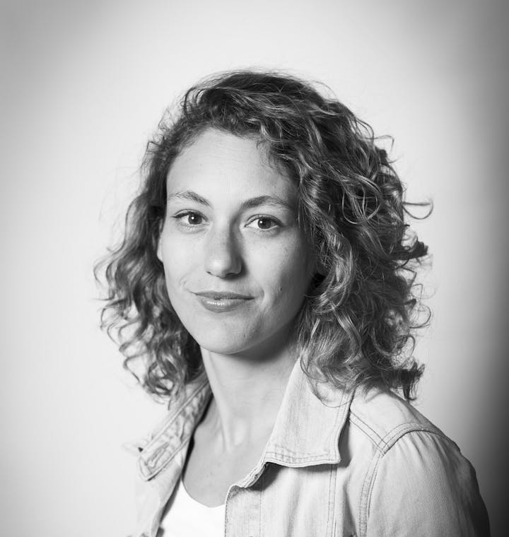 Minicolleges: Amnesty-medewerkers over mensenrechten en corona.